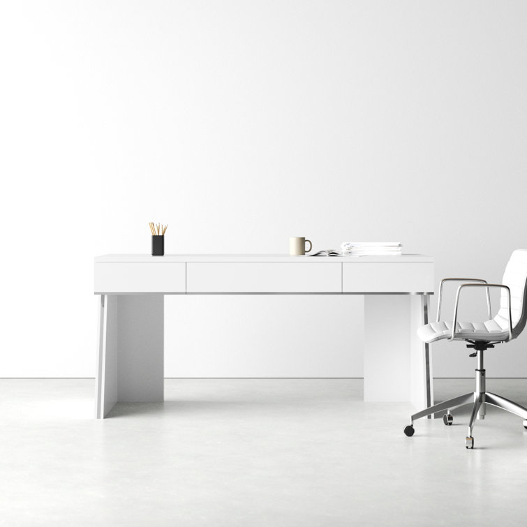 White high gloss office furniture store
